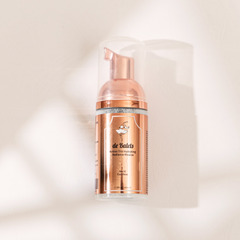 小巴黎｜【小寶肌】胺基酸三重奏喚膚洗顏慕斯 No.52 玫瑰之水｜溫和潔淨 × 法式養膚 deBalets自然輕奢香氛生活｜台灣官方網站